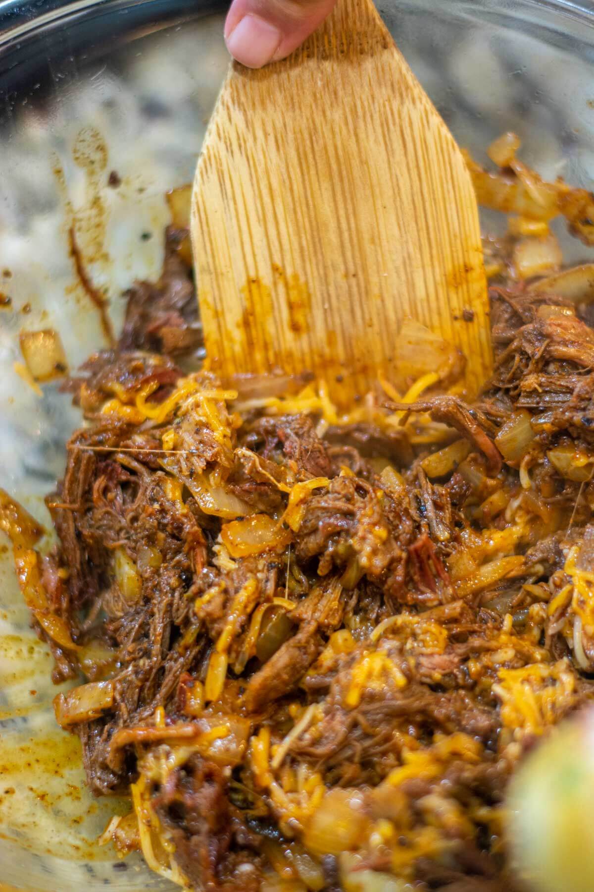 Grilled Brisket Nachos {20 Minutes} - Kitchen Laughter
